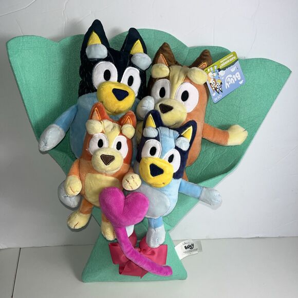 Ruz | Toys | Bluey Plush Bouquet 6 Bingo Mum Chilli Dad Bandait Bluey ...
